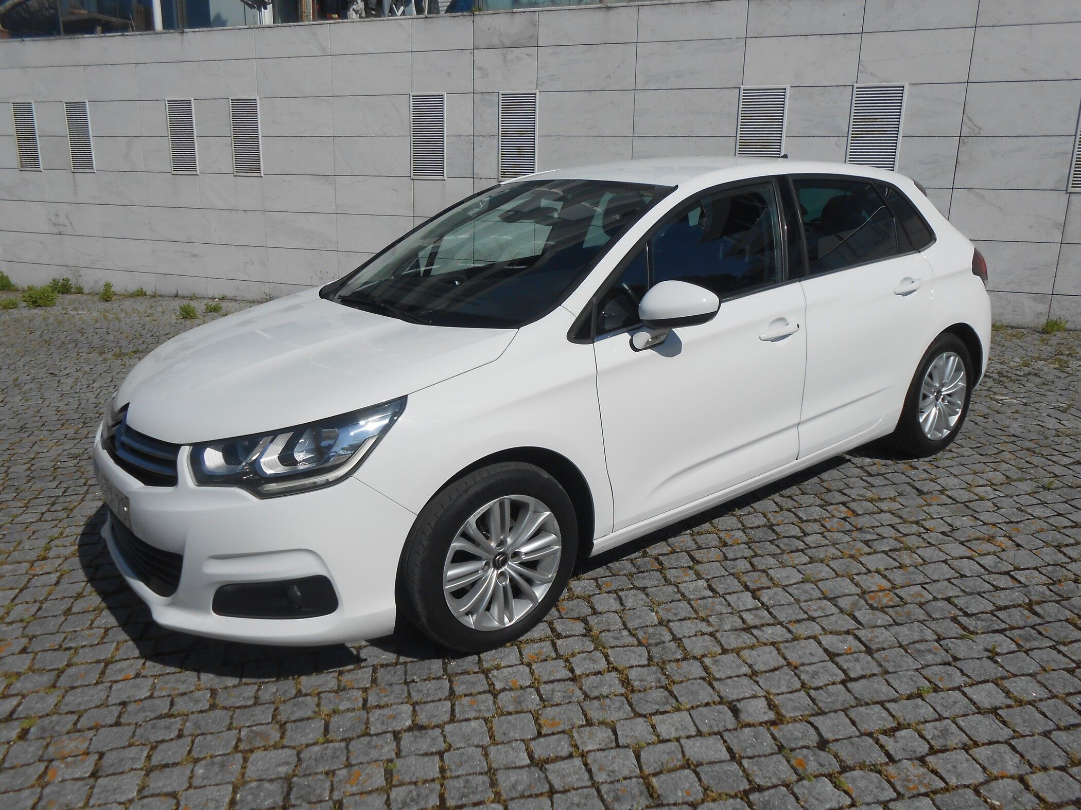 Citroen C4 1.6 BlueHDi Feel com 166 556 km por 8 750 € ELF Car | Setúbal