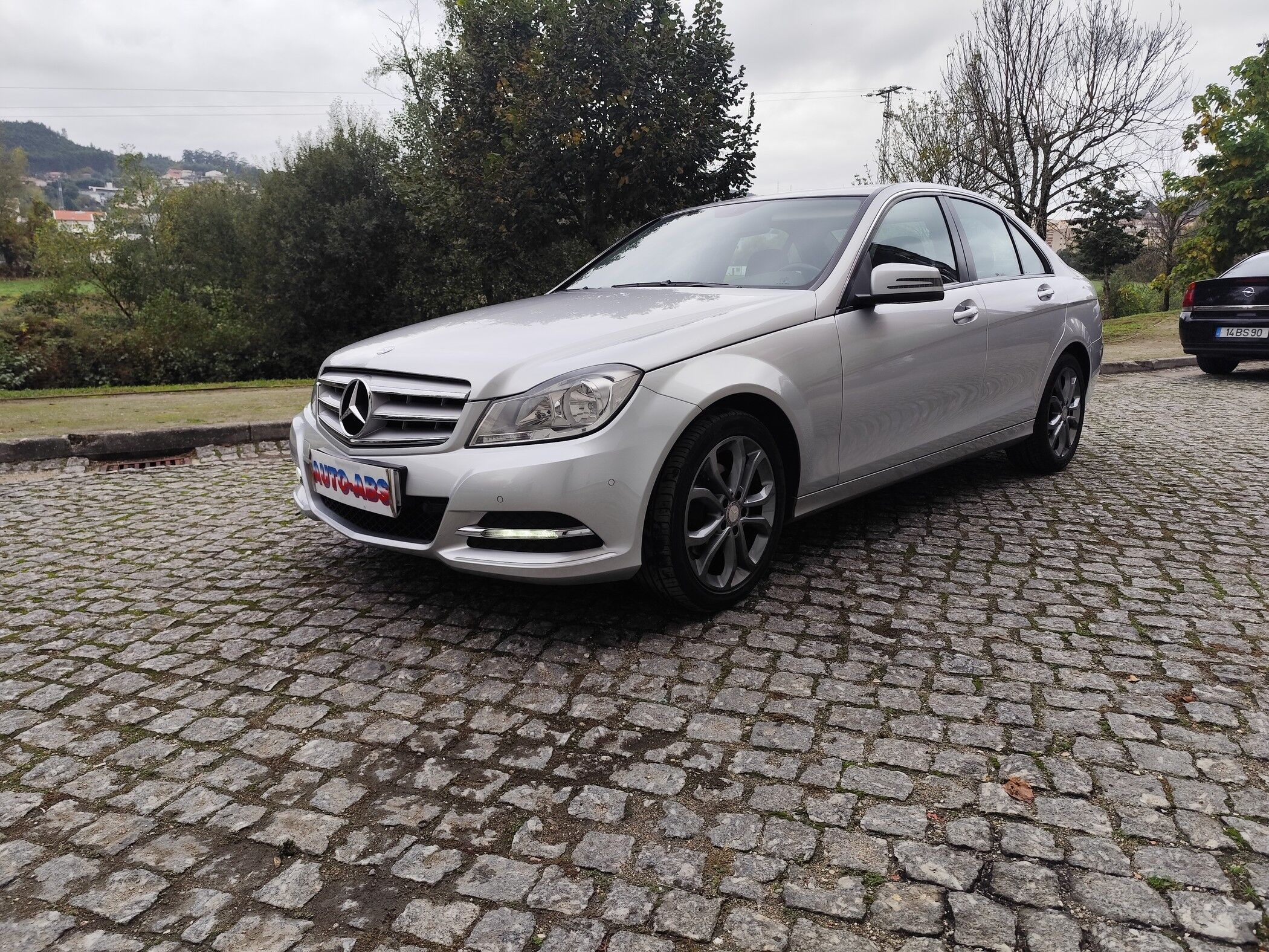 Mercedes Classe C C 220 CDi Elegance BE 117g com 224 000 km por 13 750 € Auto ABS | Braga
