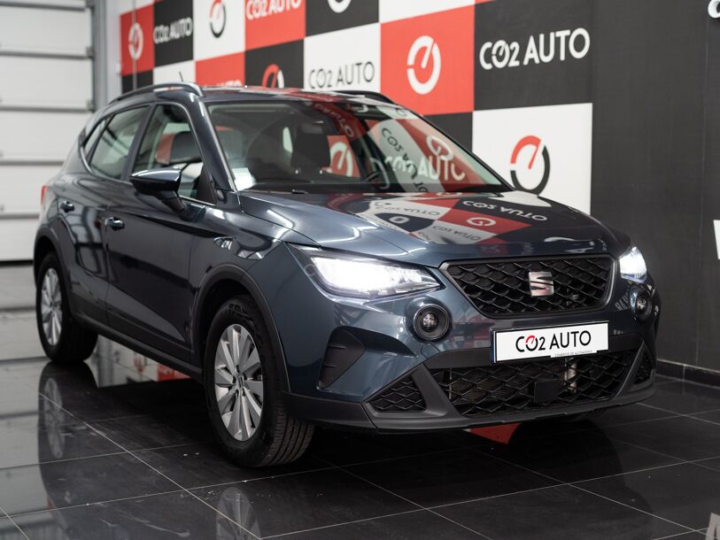 Seat Arona 1.0 TSI Reference com 32 418 km por 18 900 € CO2 Auto | Leiria