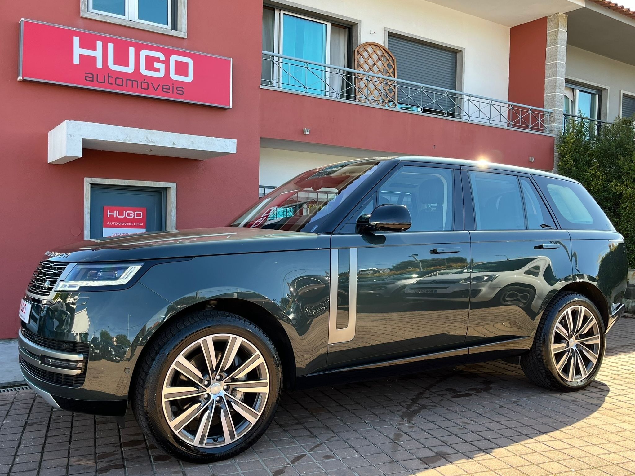 Land Rover Range Rover 3.0 D350 HSE com 59 900 km por 169 000 € HUGO ...