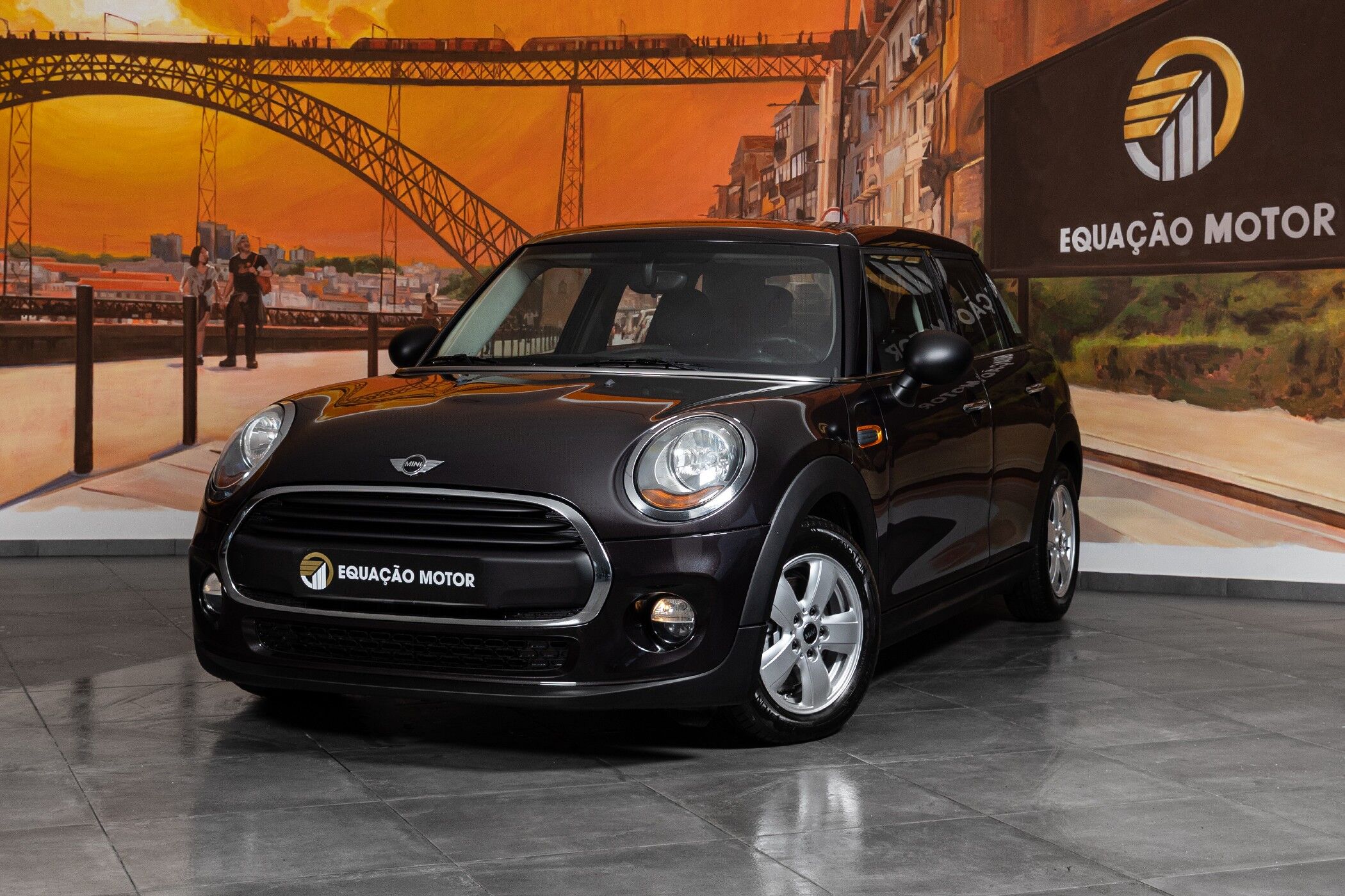 Mini Mini One D com 189 000 km por 12 400 € Equação Motor (Parque ...