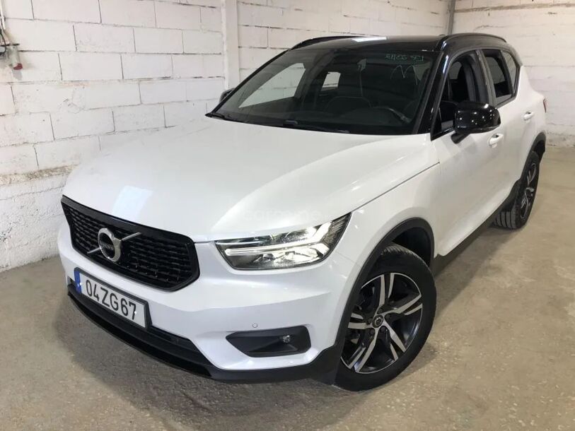 Volvo XC40 1.5 T3 R-Design Geartronic com 76 225 km por 28 900 € Ayvens Oriente | Lisboa