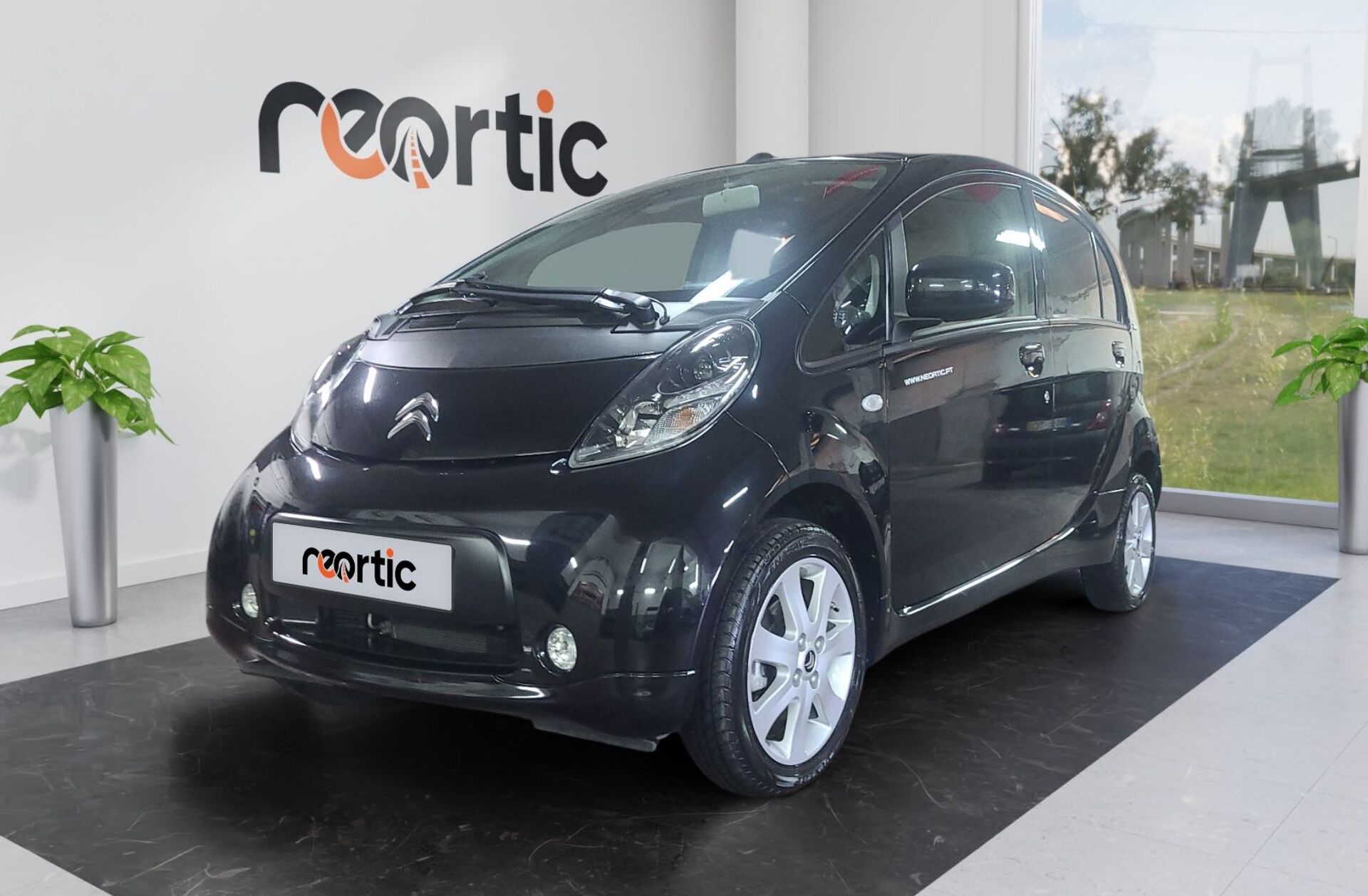 Citroen C-Zero, na Figueira da Foz - Carmine.pt
