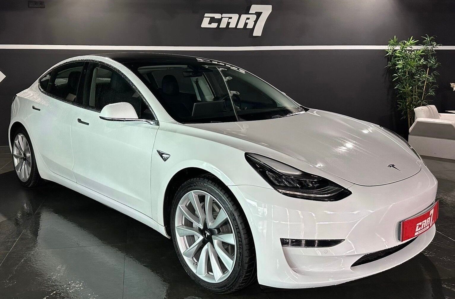 Tesla Model 3 Long-Range Dual Motor AWD com 97 045 km por 28 500 € Car7 ...