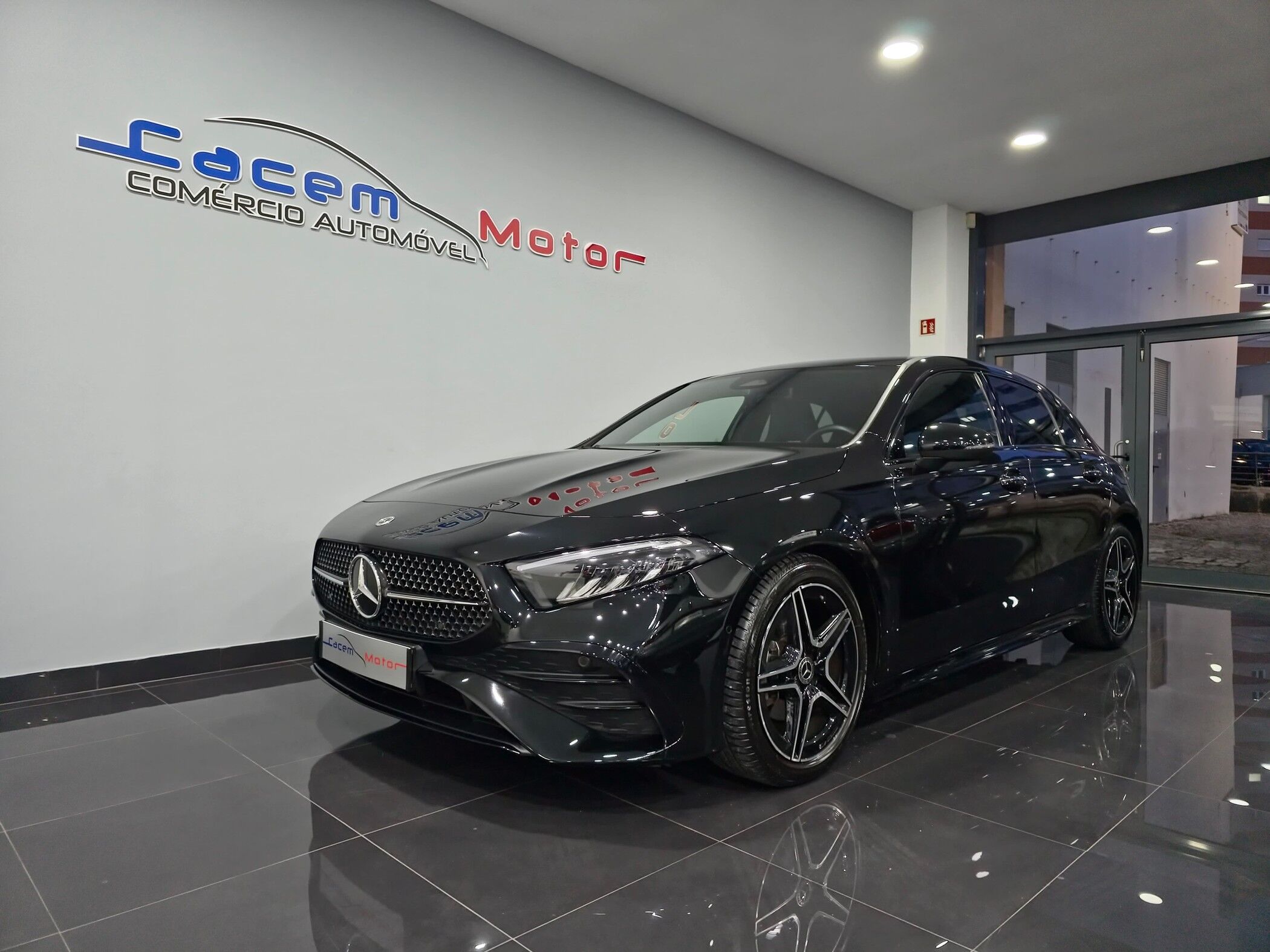 Mercedes Classe A A 200 com 39 896 km por 32 990 € Cacem Motor | Lisboa