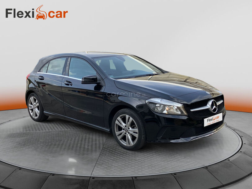 Mercedes Classe A A 180 d Urban Aut. por 22 990 € Flexicar Lisboa ...