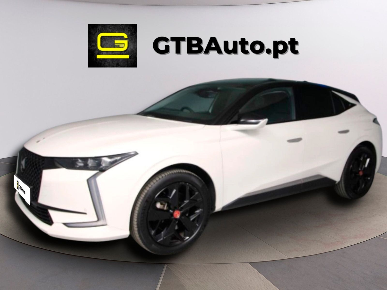 DS DS 4 E-Tense Performance Line EAT8 com 131 879 km por 27 900 ...