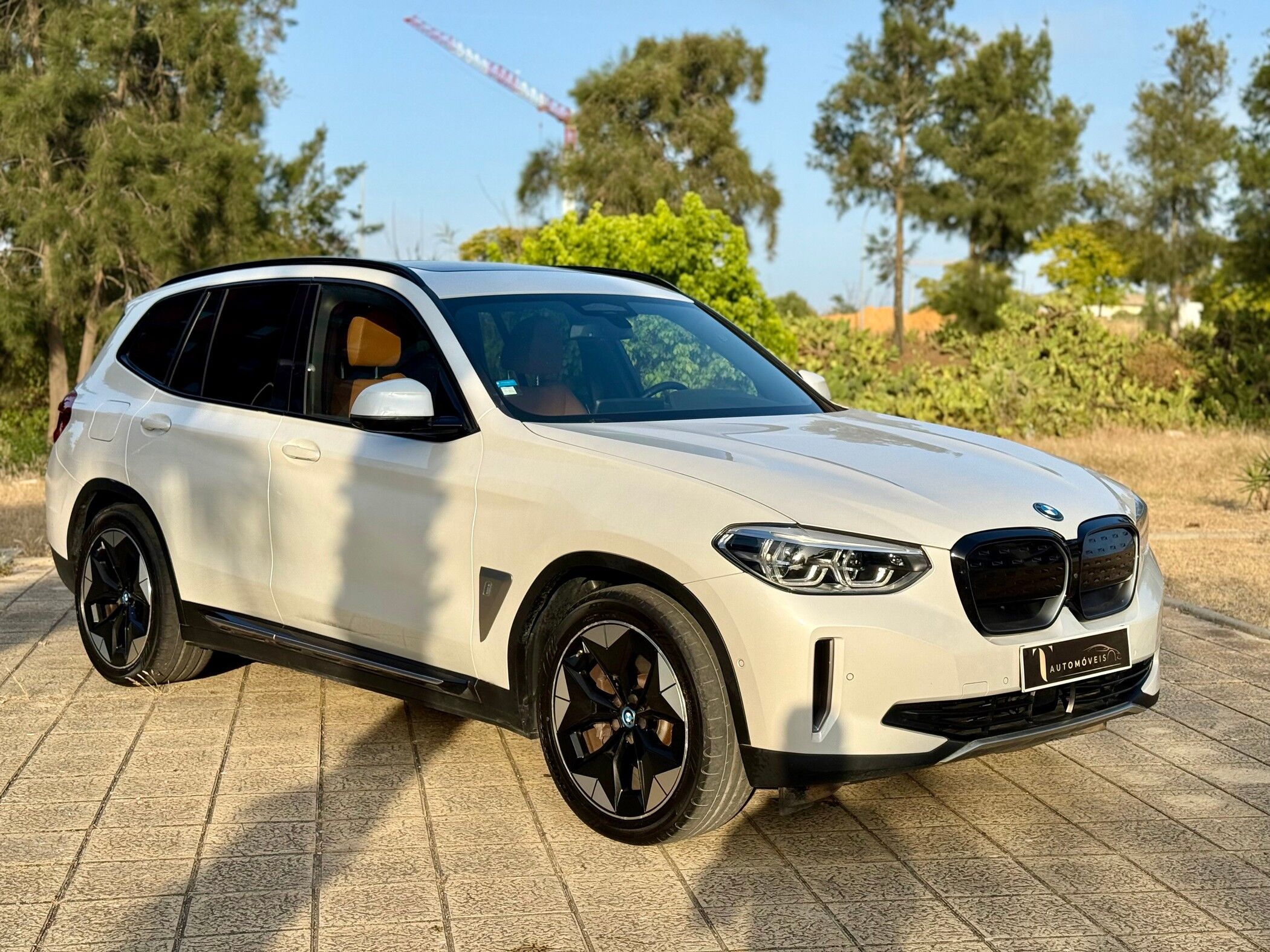 BMW IX3 M Sport Inspiring com 76 000 km por 39 900 € T Automóveis | Faro