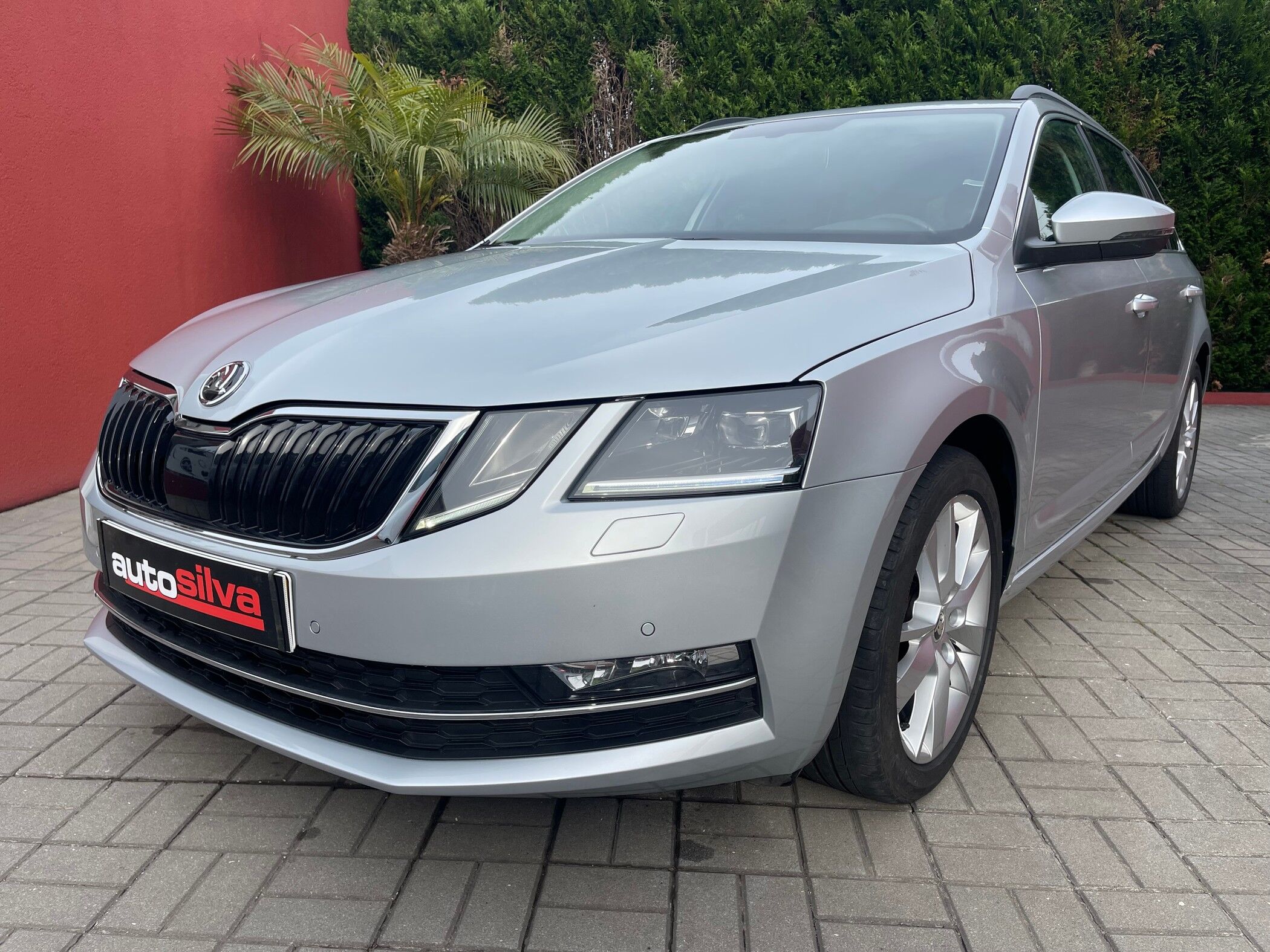 Skoda Octavia B.1.6 TDI Style com 126 000 km por 15 500 € Stand Auto ...