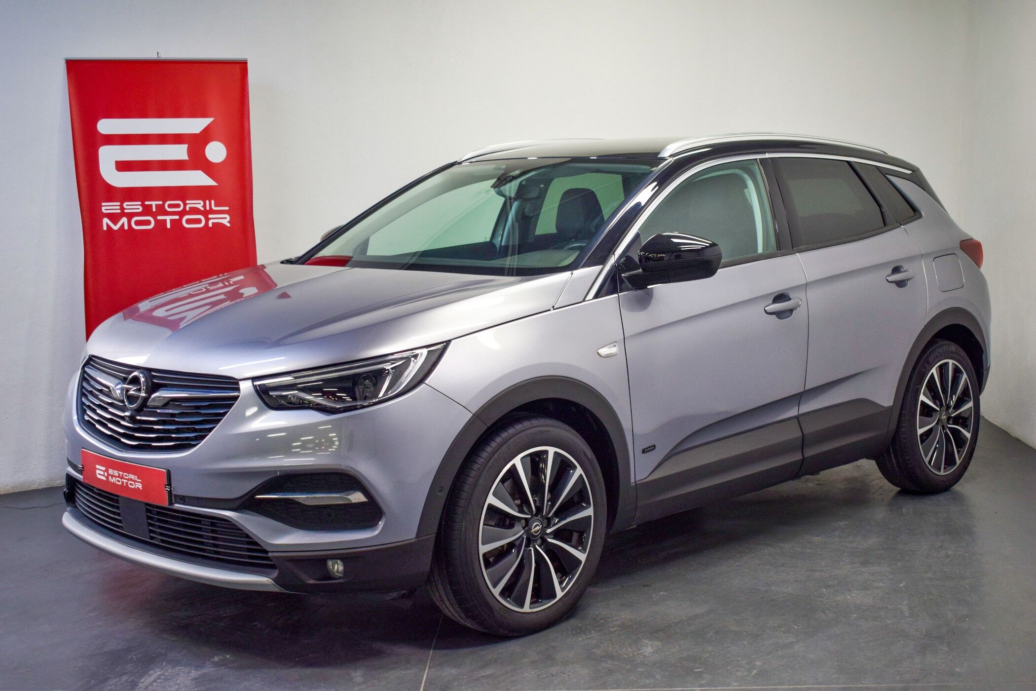 Opel Grandland X 1.6 T PHEV Ultimate com 70 053 km por 22 500 € Estoril Motor | Lisboa