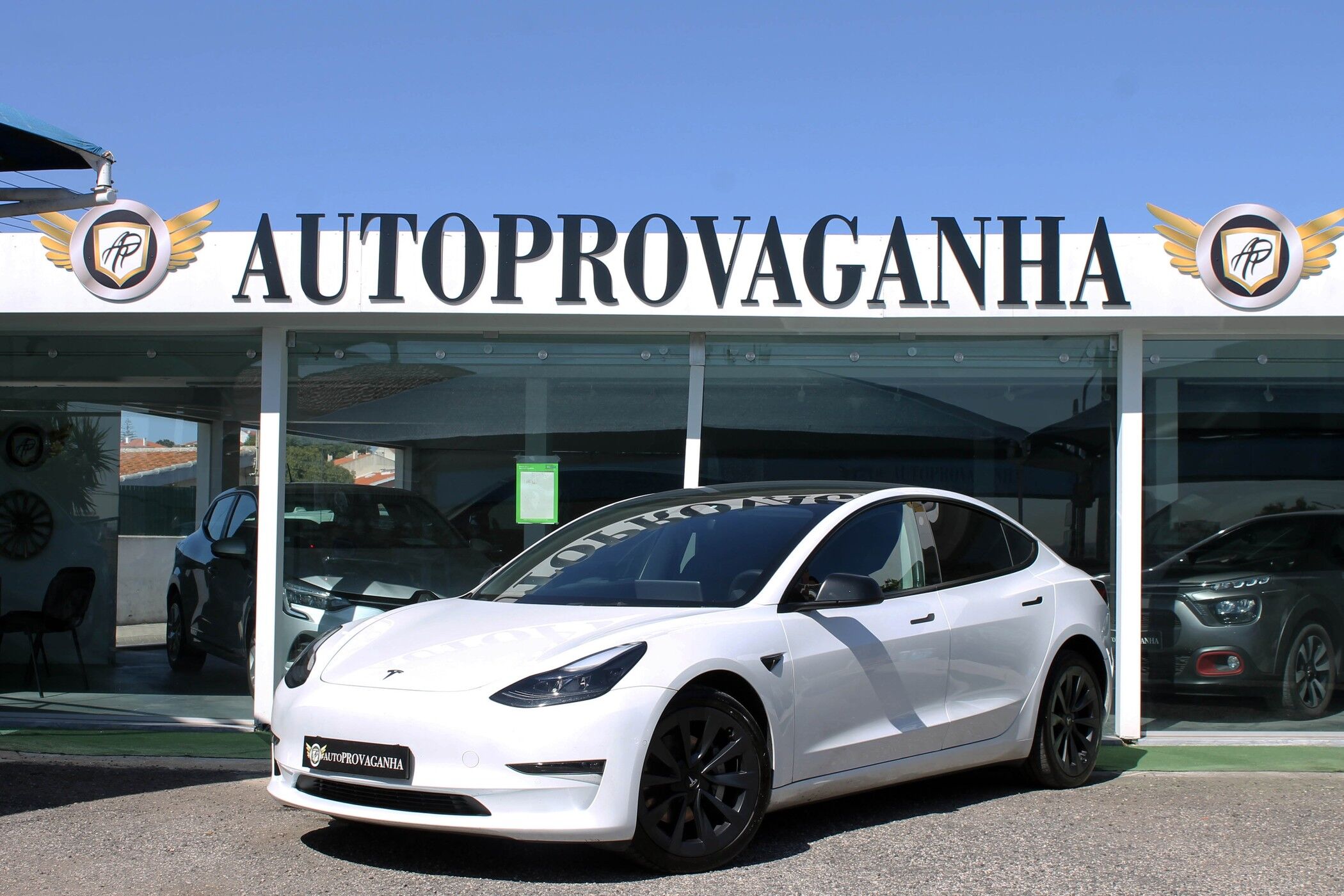 Tesla Model 3 Long Range Tração Integral com 72 300 km por 39 900 ...