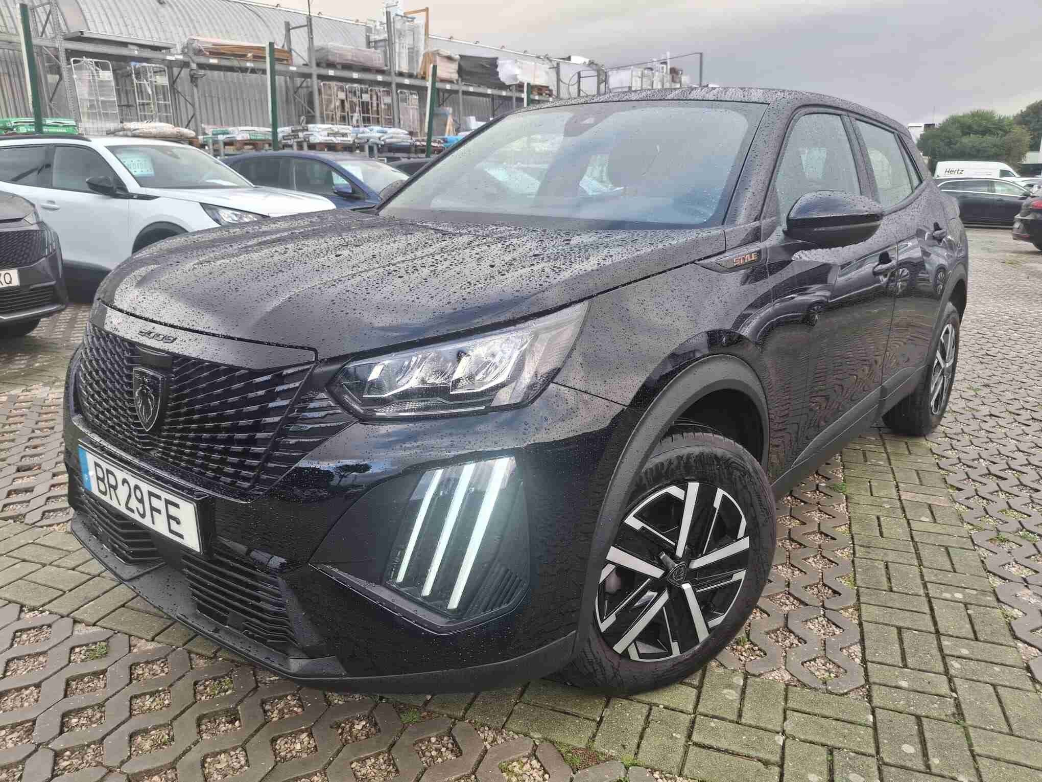 Peugeot 2008 1.2 PureTech Style com 18 688 km por 23 490 € Santogal ...