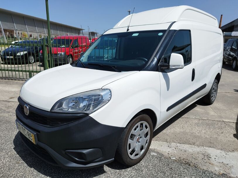 Fiat Doblò Doblo Cargo 1.6 MJ XL por 17 000 € Celestino Automóveis,Lda. | Leiria