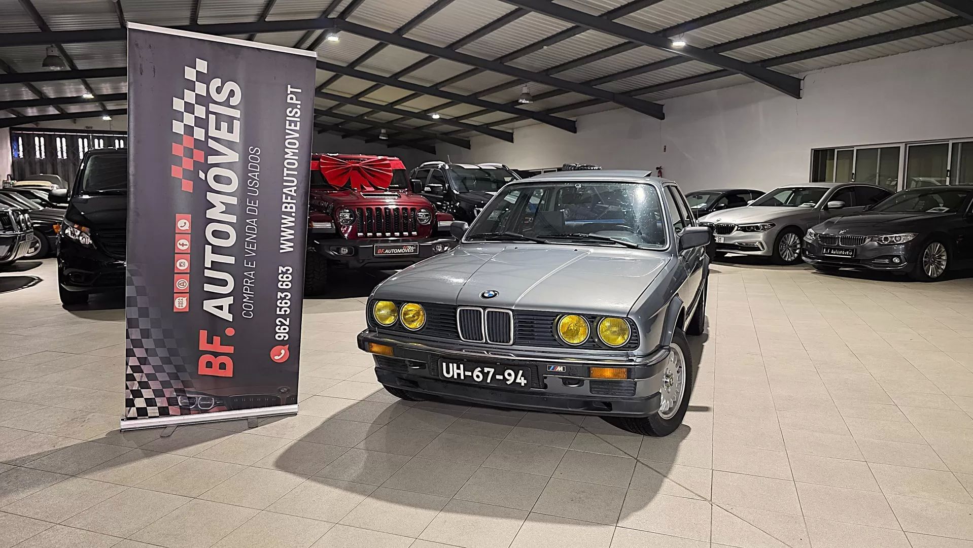 BMW Serie-3 318 i com 148 448 km por 9 900 € BF Automóveis | Braga