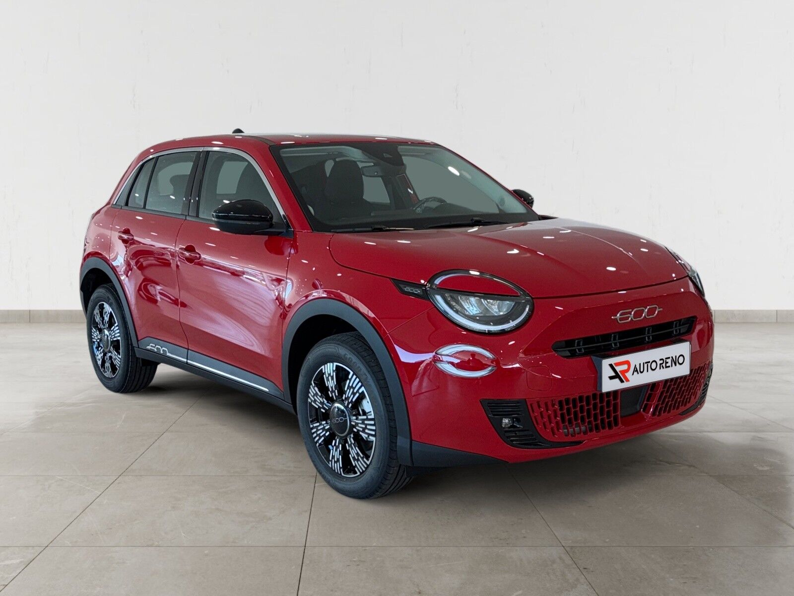 Fiat 600 1.2 Hybrid com 1 000 km por 21 990 € Auto Reno Minho - Fiat ...