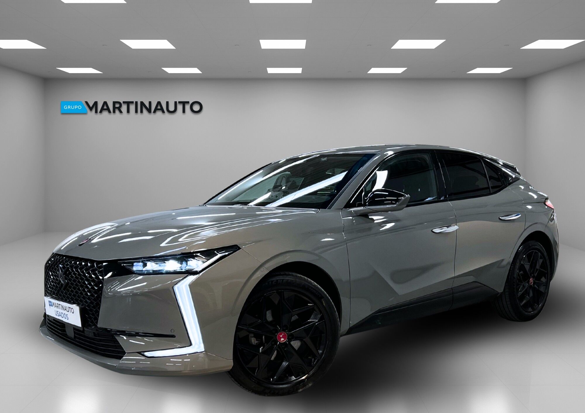 DS DS 4 1.2 PureTech Performance Line EAT8 com 53 077 km por 27 900 ...