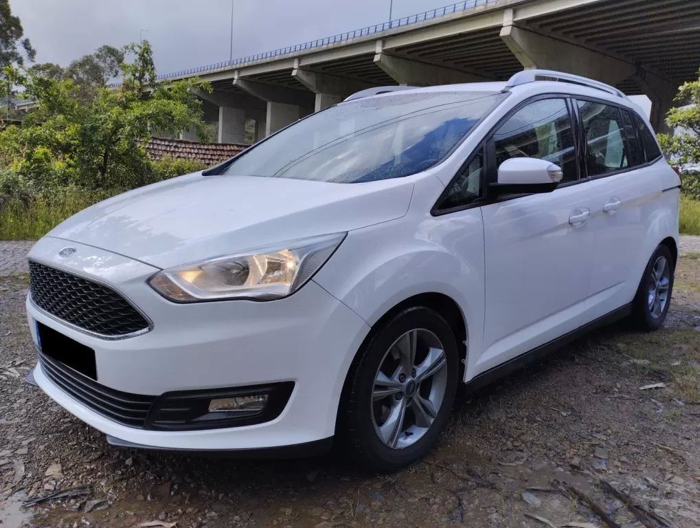 Ford C-Max C-MAX 1.5 TDCi Titanium PS.S/S com 170 000 km por 12 750 € EDUNU-CAR | Porto