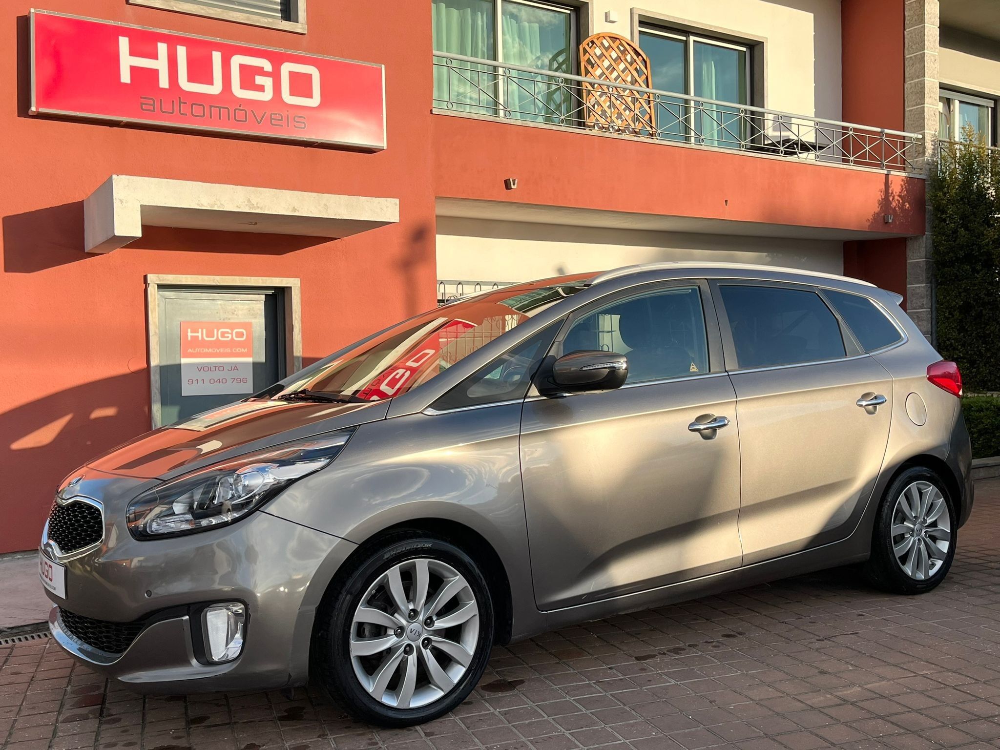 KIA Carens 1.7 CRDi ISG TX Aut. com 69 900 km por 17 900 € HUGO Automóveis Alcoitão | Lisboa