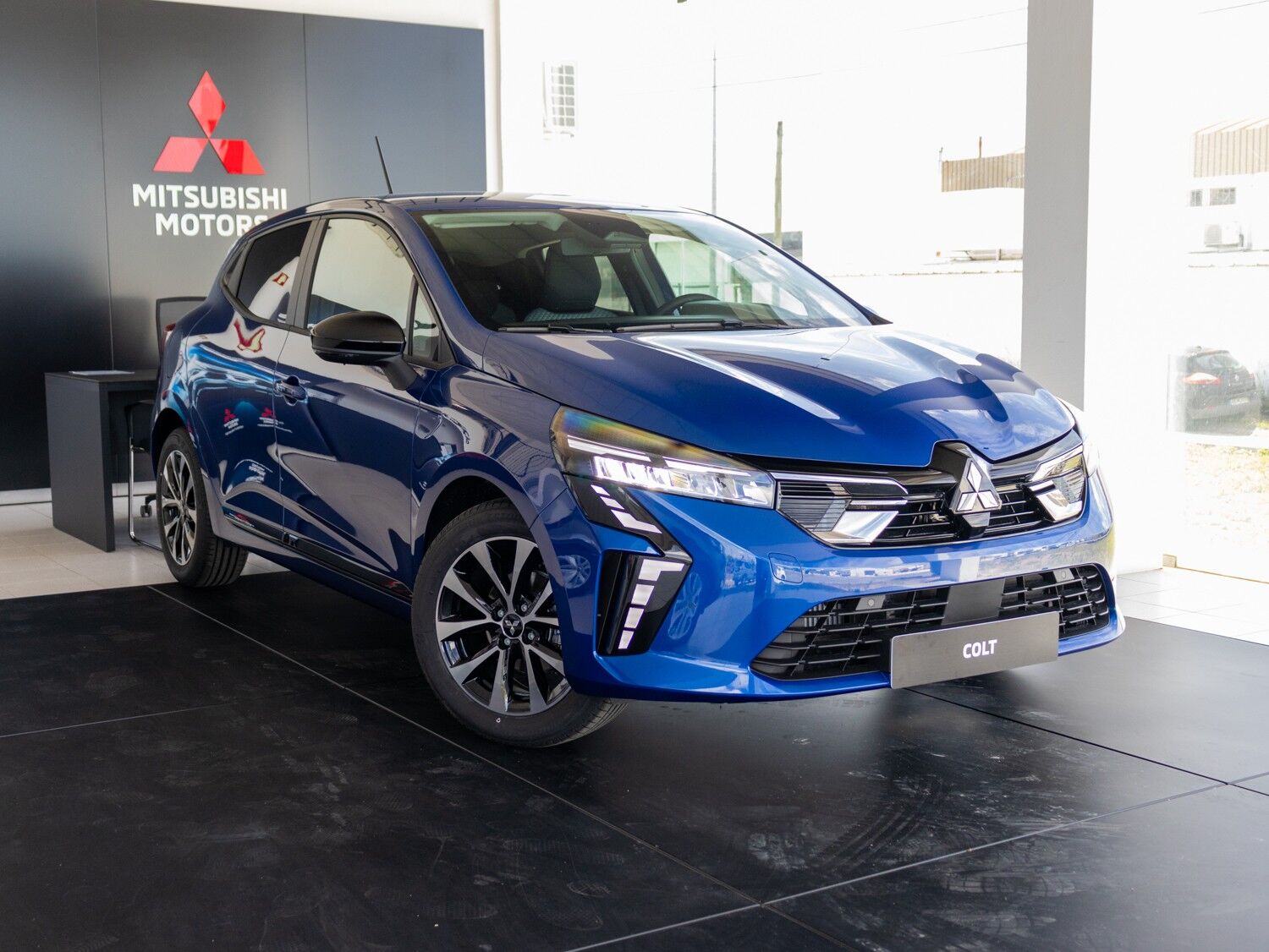 Mitsubishi Colt 1.0 MPI-T Kaiteki com 7 594 km por 21 500 € Multiribeiro - Mitsubishi Motors | Beja