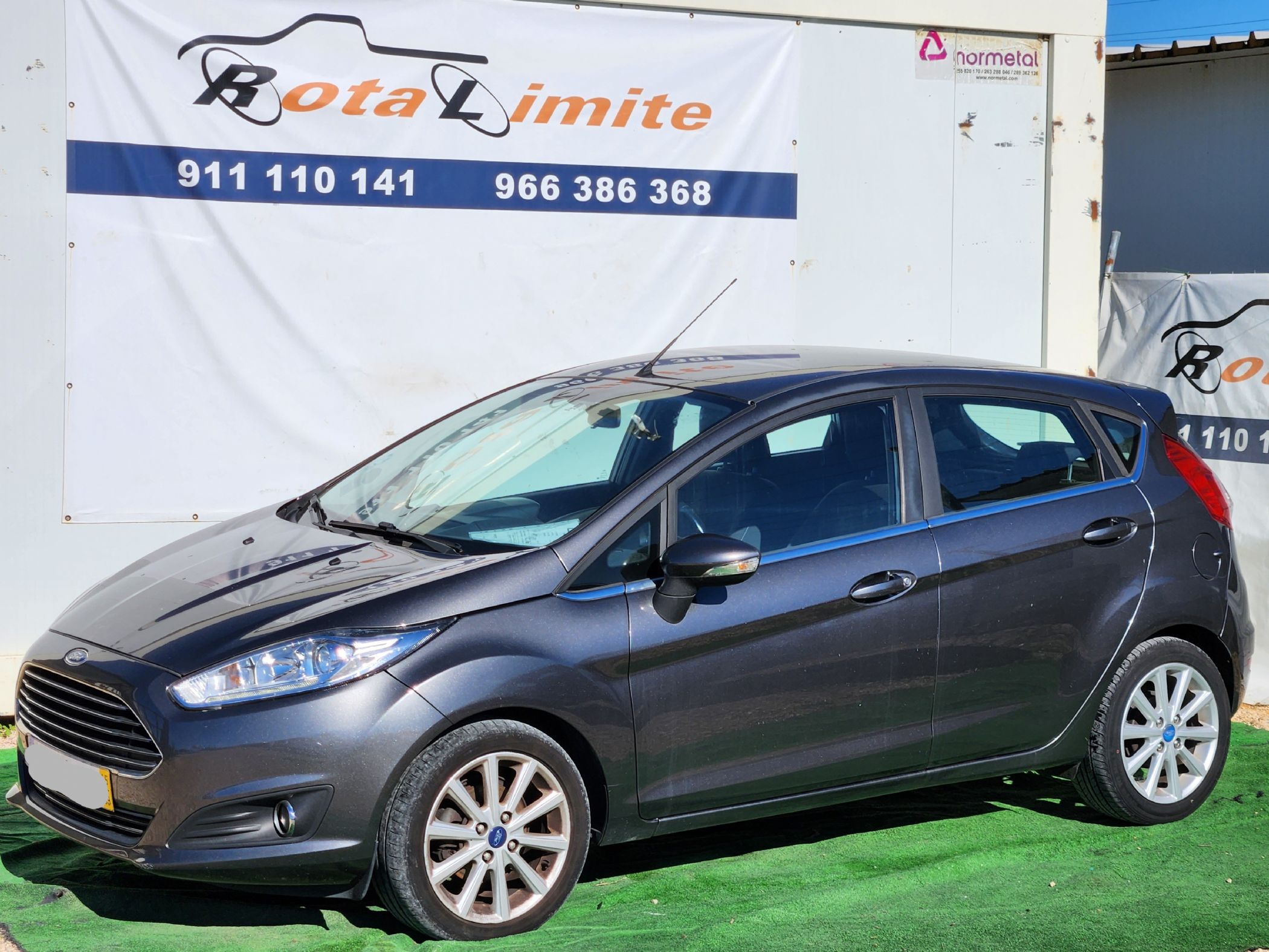 Ford Fiesta 1.5 TDCi Titanium com 173 379 km por 12 500 € Stand 1 ...