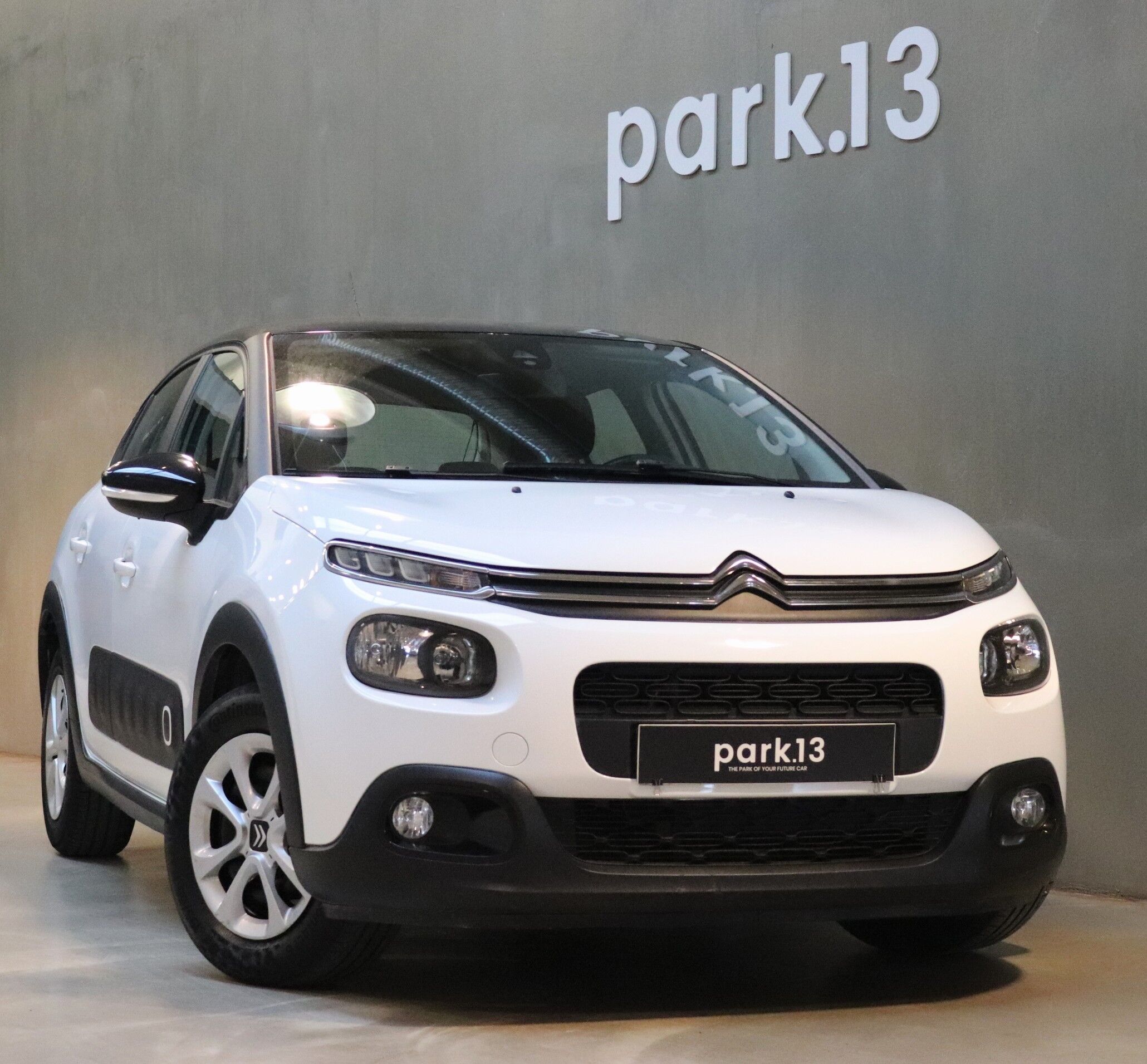 Citroen C3 1.2 PureTech Live com 130 653 km por 7 900 € Park13 | Lisboa