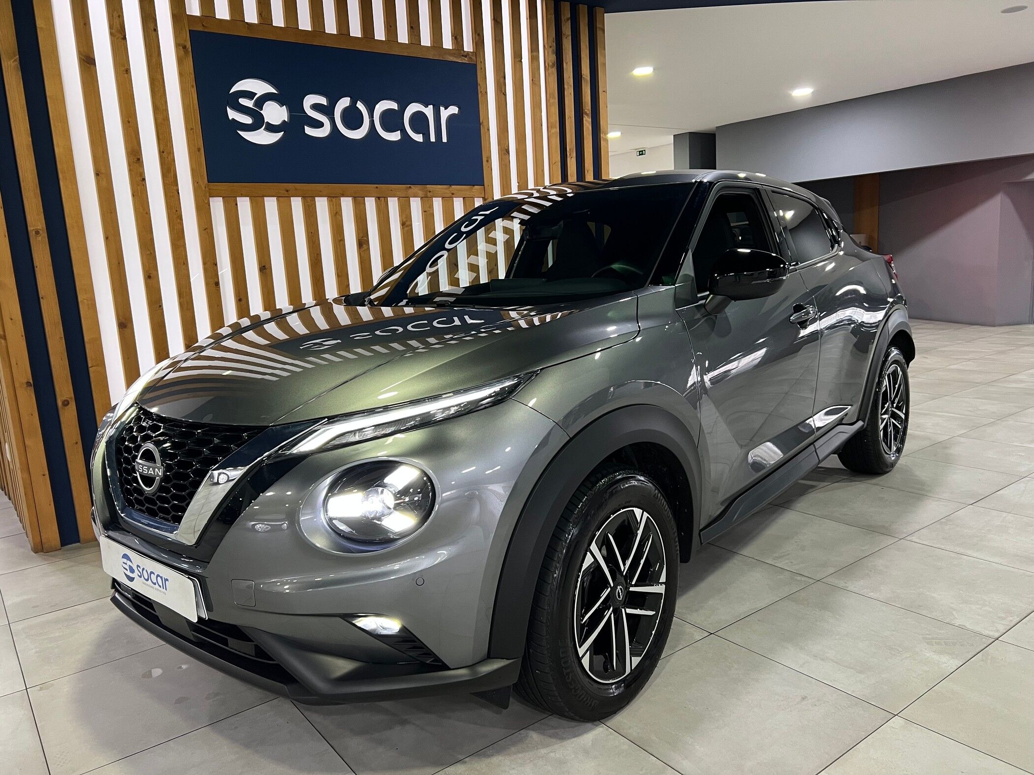 Nissan Juke 1.0 DIG-T N-Connecta com 18 000 km por 21 890 € SOCAR ...