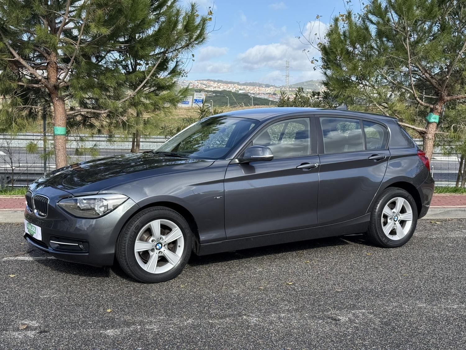 BMW Serie-1 114 d Line Sport com 123 700 km por 12 980 € Alvalade ...