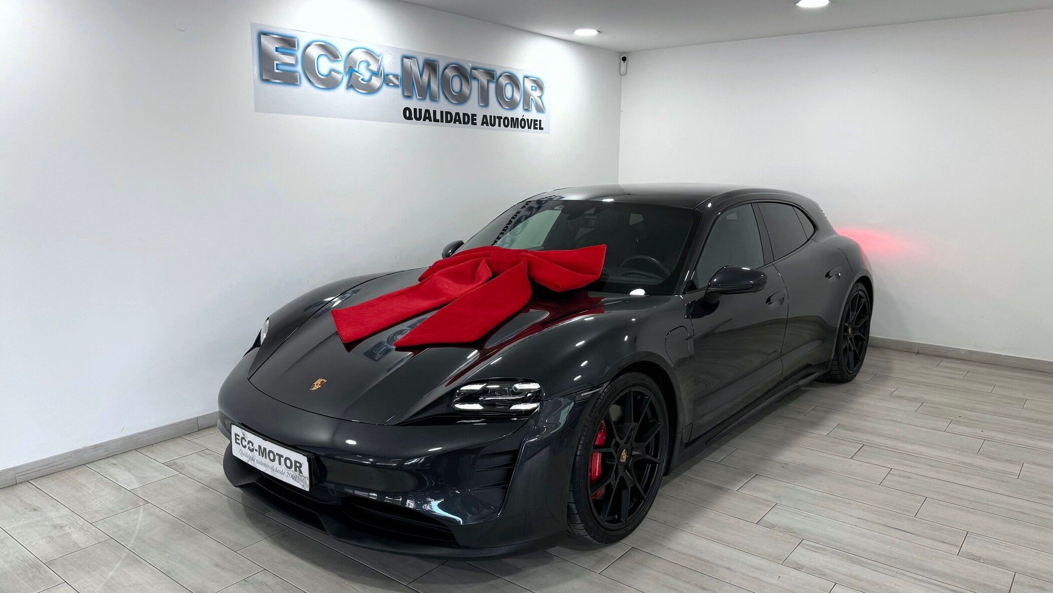 Porsche Taycan GTS com 32 346 km por 82 500 € Eco-Motor | Setúbal