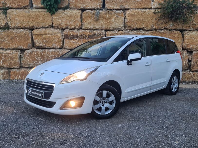 Peugeot 5008 1.6 BlueHDi Style por 13 950 € Tracção Motor | Lisboa