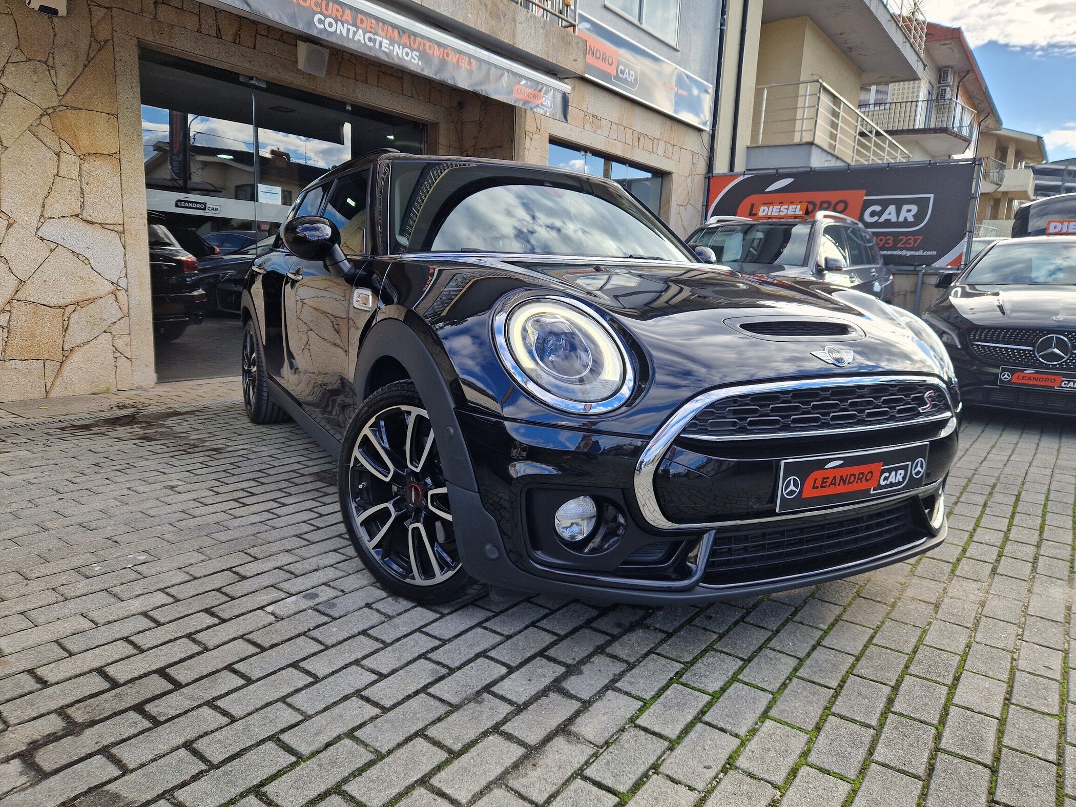 Mini Mini Cooper SD Auto Desportiva com 131 990 km por 17 990 € Leandro ...