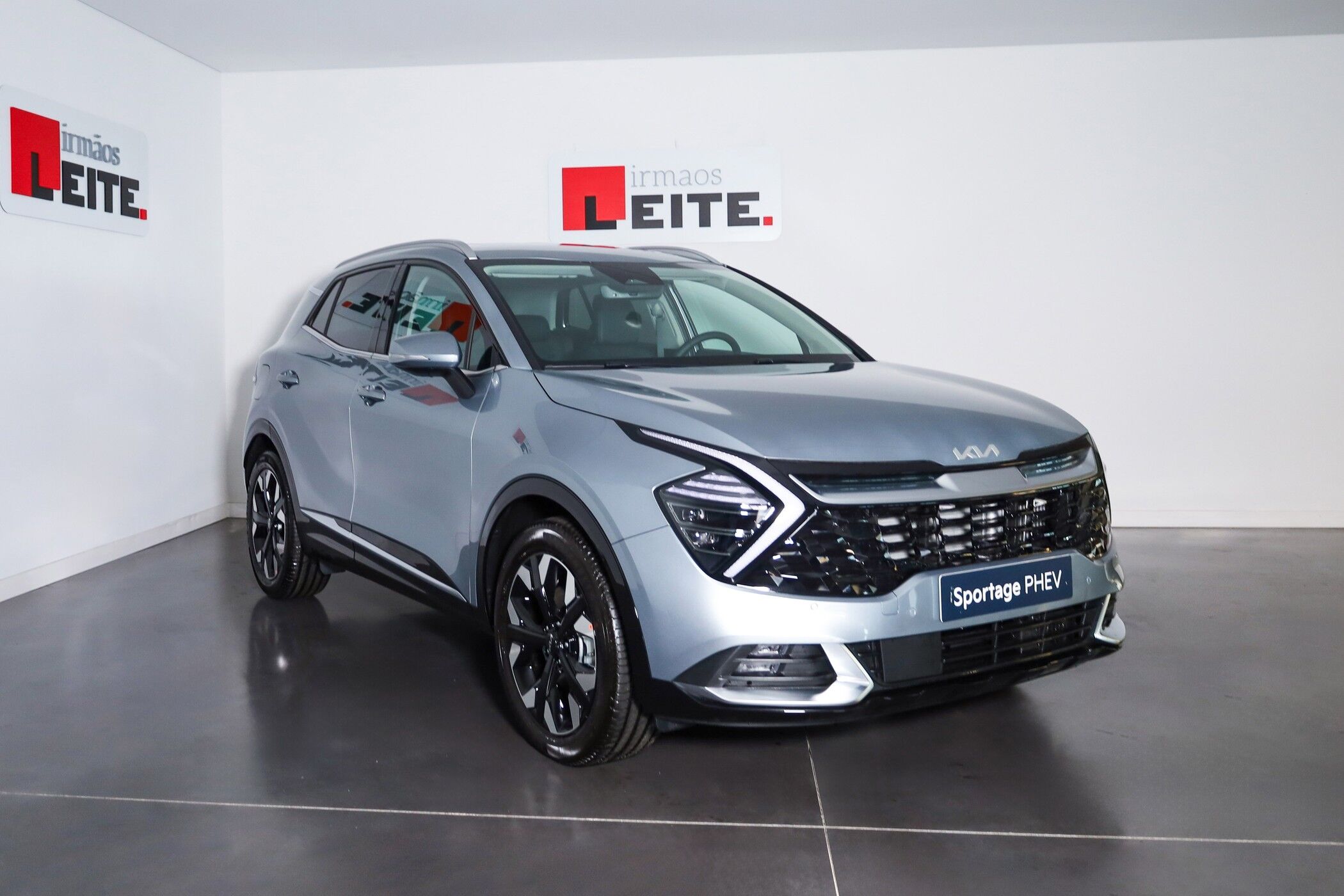KIA Sportage 1.6 T-GDi PHEV Tech com 5 km por 44 990 € Irmãos Leite | Vila Real