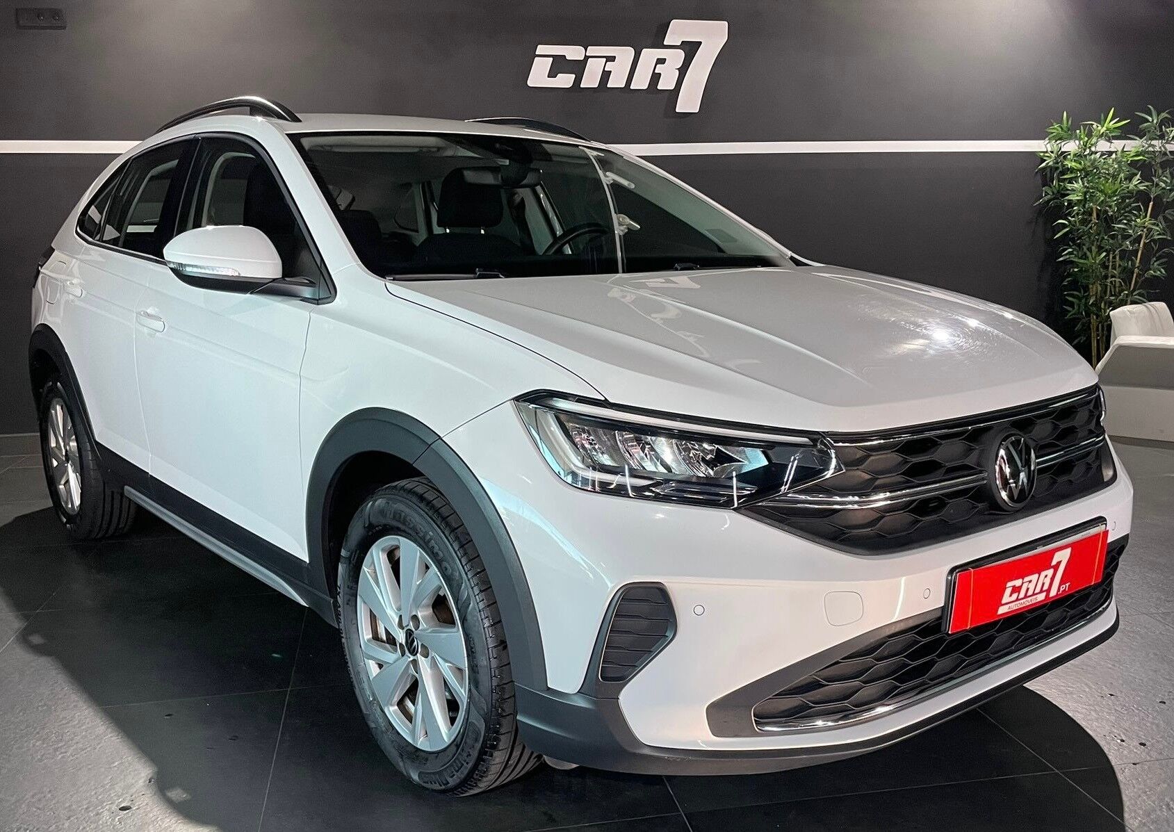 Volkswagen Taigo 1.0 TSI Life com 43 916 km por 17 750 € Car7 - Ovar | Aveiro