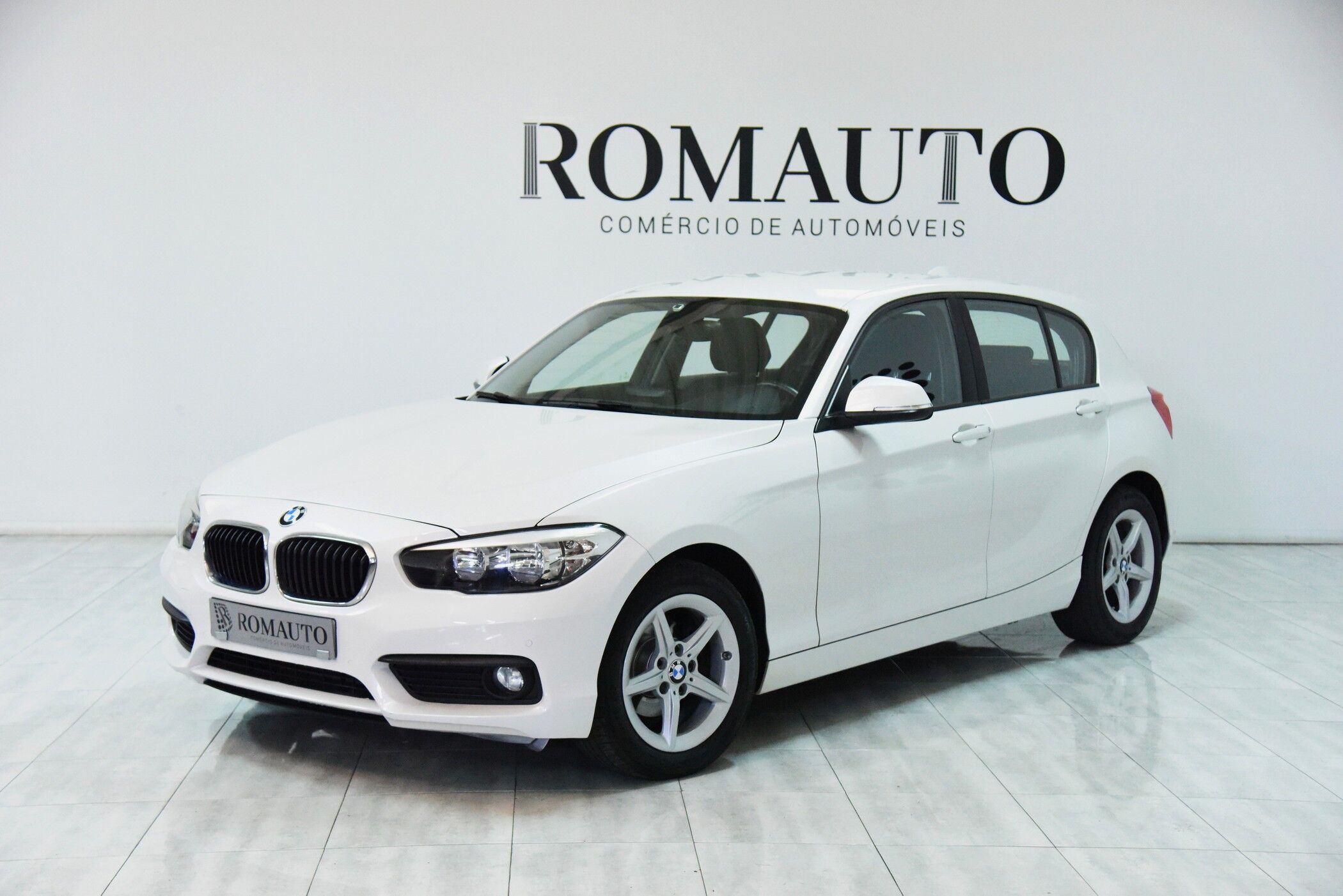 BMW Serie-1 116 d EfficientDynamics com 139 000 km por 16 800 € Romauto ...