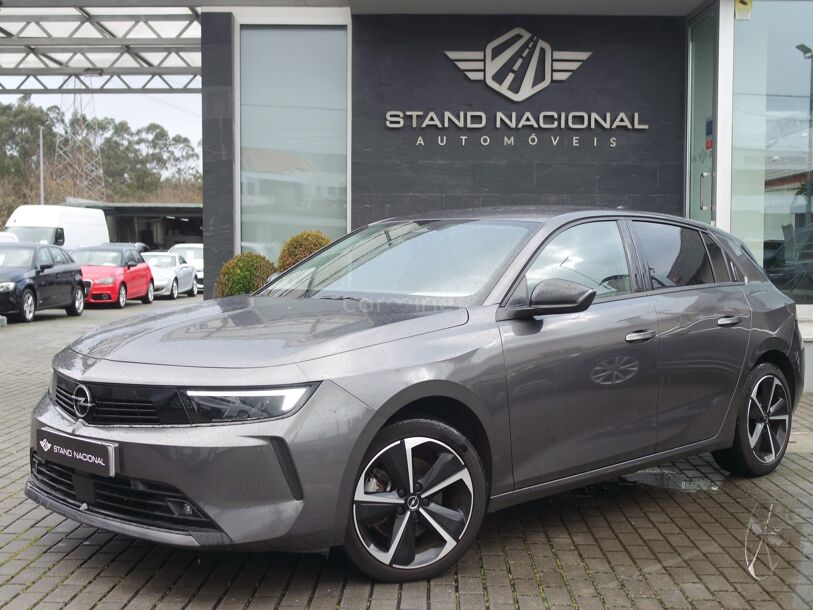 Opel Astra 1.5 D Elegance Aut. com 47 691 km por 23 900 € Stand ...