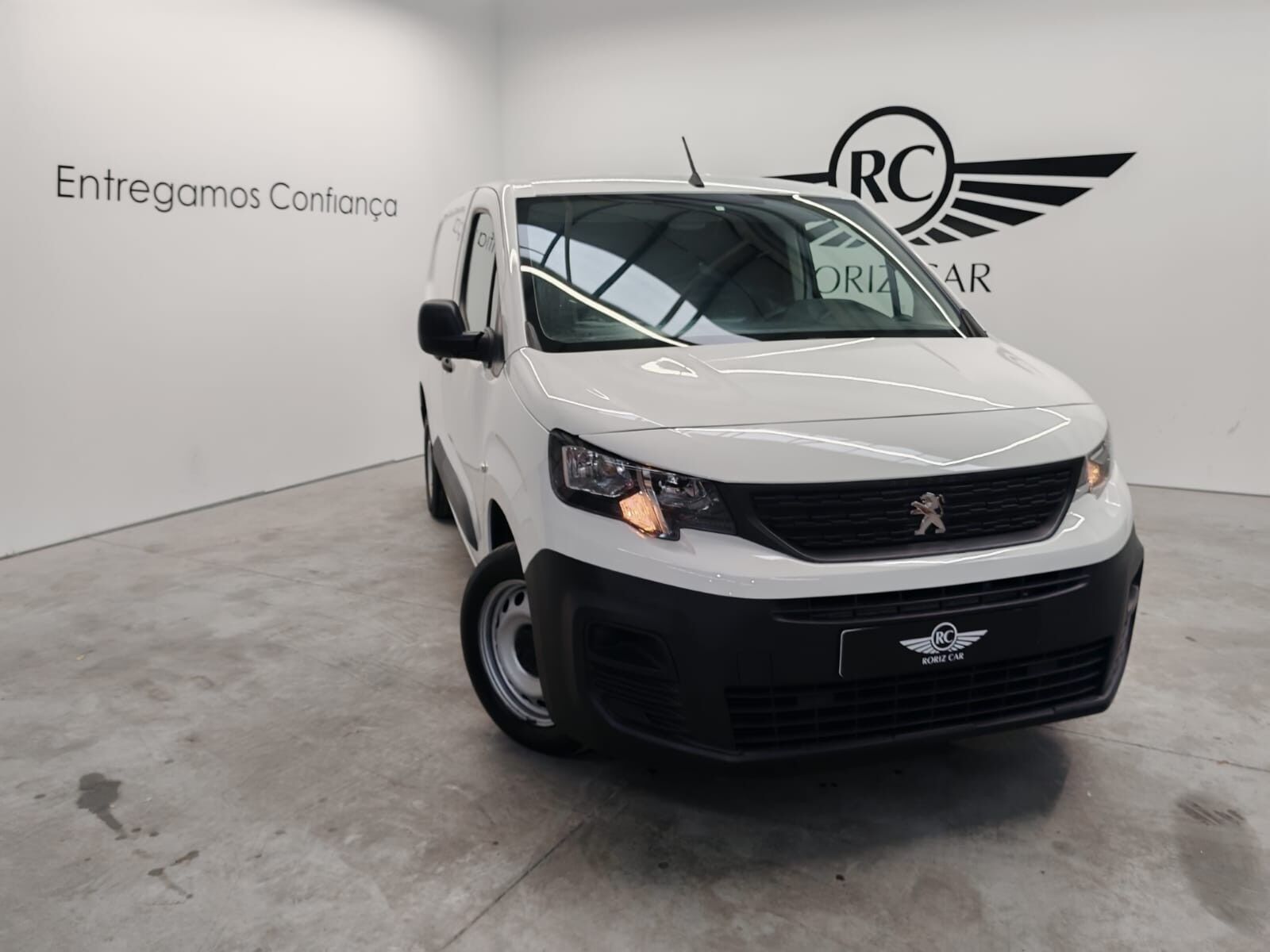 Peugeot Partner 1.5 BlueHDi Premium Longa com 209 400 km por 12 900 ...