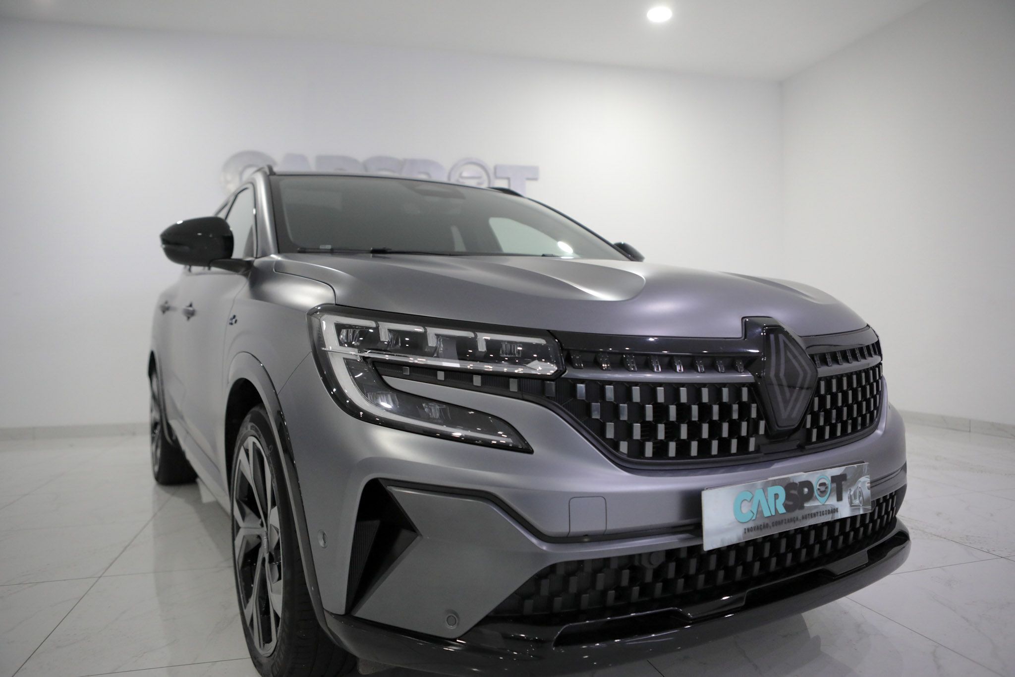 Renault Espace 1.2 E-Tech Full Hybrid Esprit Alpine com 34 231 km por ...