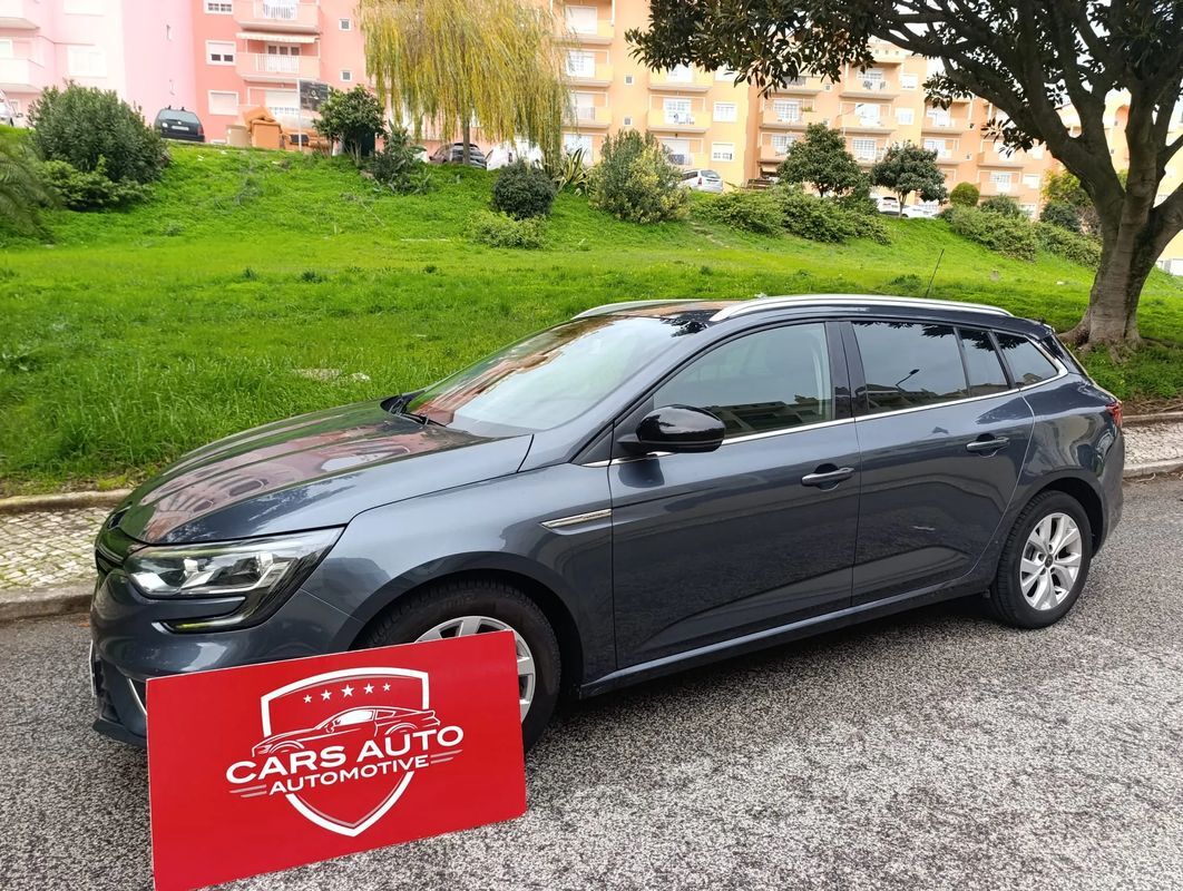 Renault Mégane 1.5 Blue dCi Limited com 100 000 km por 13 999 ...