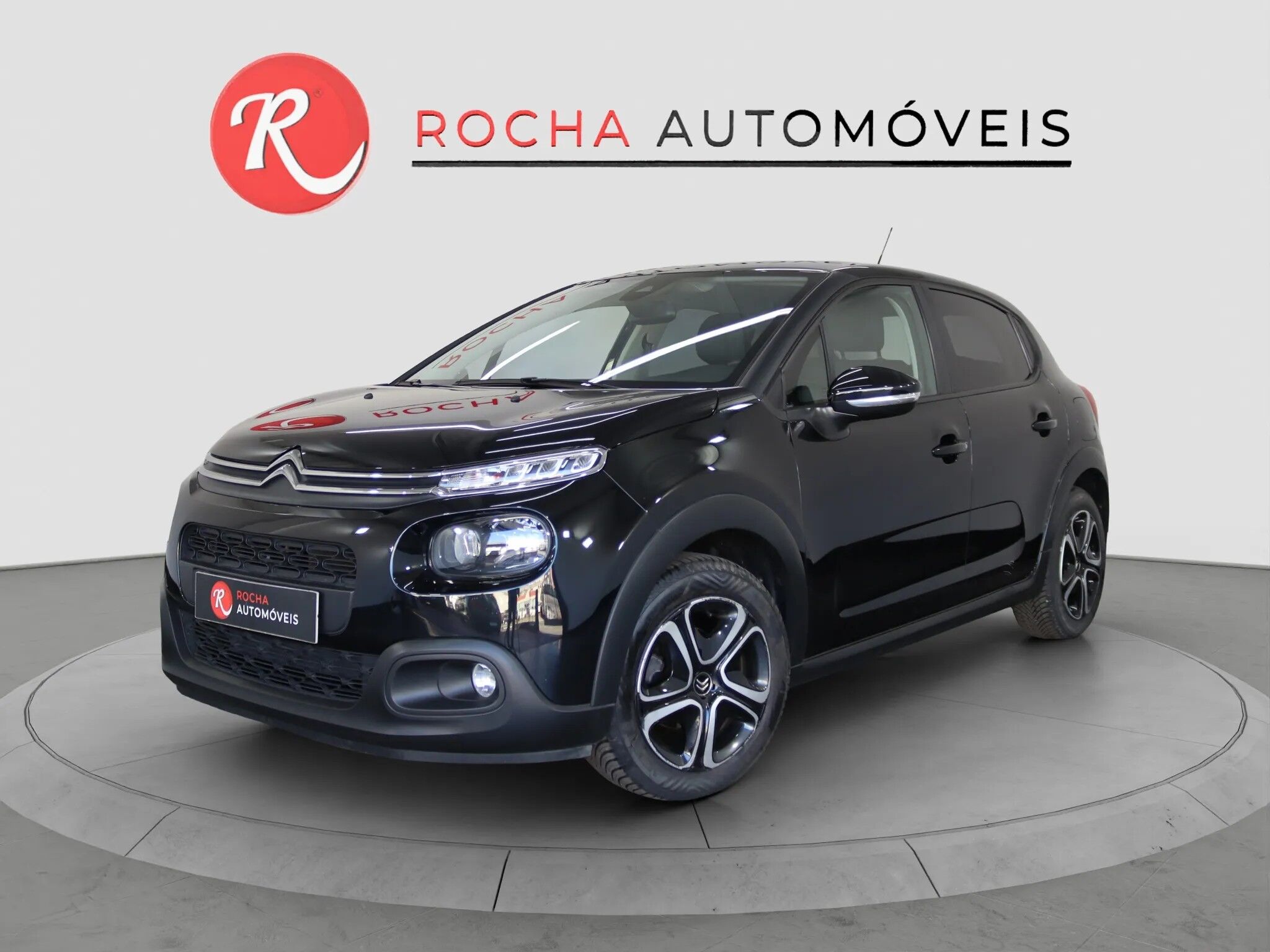 Citroen C3 1.2 PureTech Shine com 104 357 km por 8 690 € Rocha ...