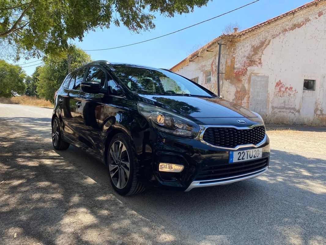 KIA Carens 1.7 CRDi ISG TX com 147 594 km por 14 990 € Julião Luz & Filhos | Santarém