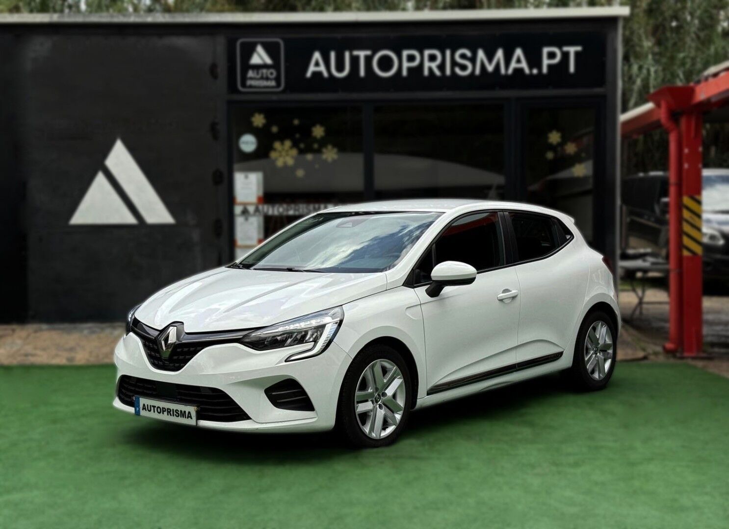 Renault Clio 1.0 TCe Exclusive com 163 397 km por 11 990 € Auto Prisma ...