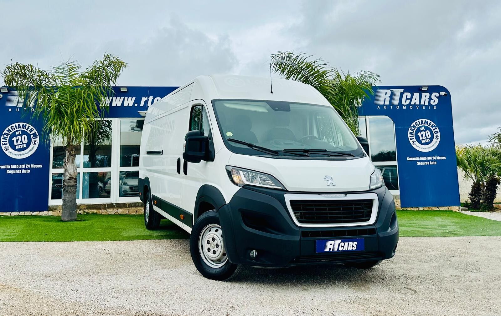 Peugeot Boxer 2.2 BlueHDi 435 L4H2 Premium com 99 648 km por 20 980 ...