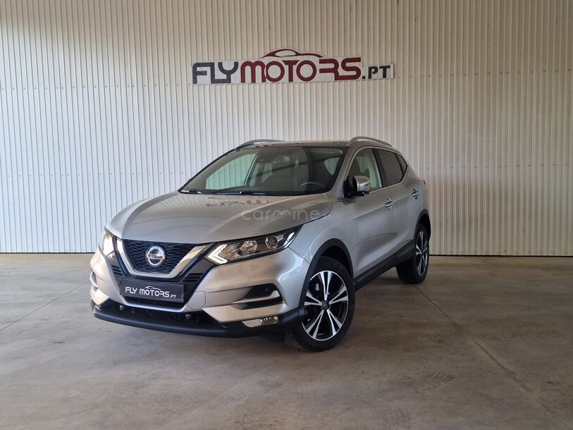 Nissan Qashqai 1.5 dCi N-Connecta J18 com 85 329 km por 19 900 € Fly ...