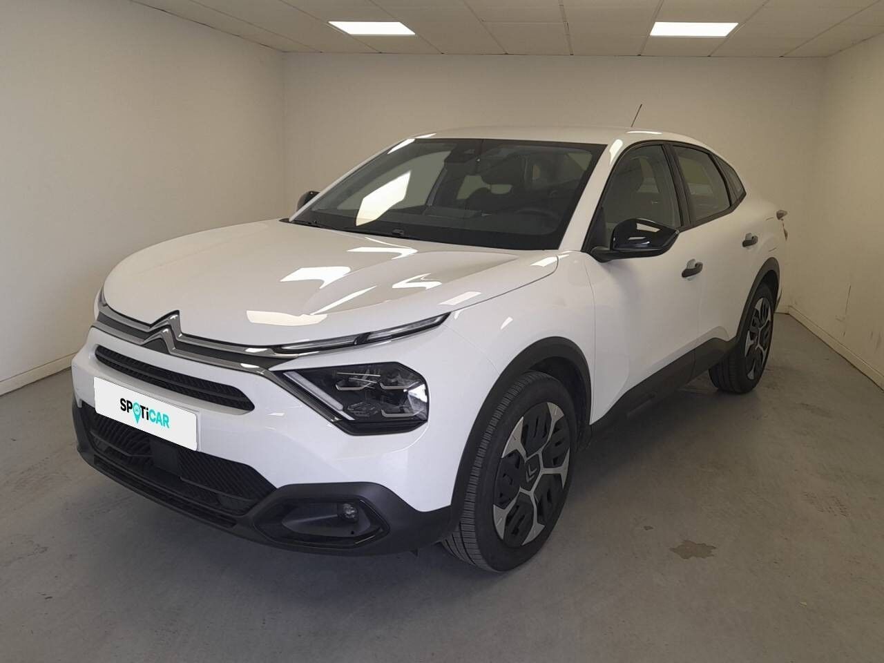 Citroen C4 X 1.2 PureTech Feel com 20 000 km por 19 250 € Stellantis ...