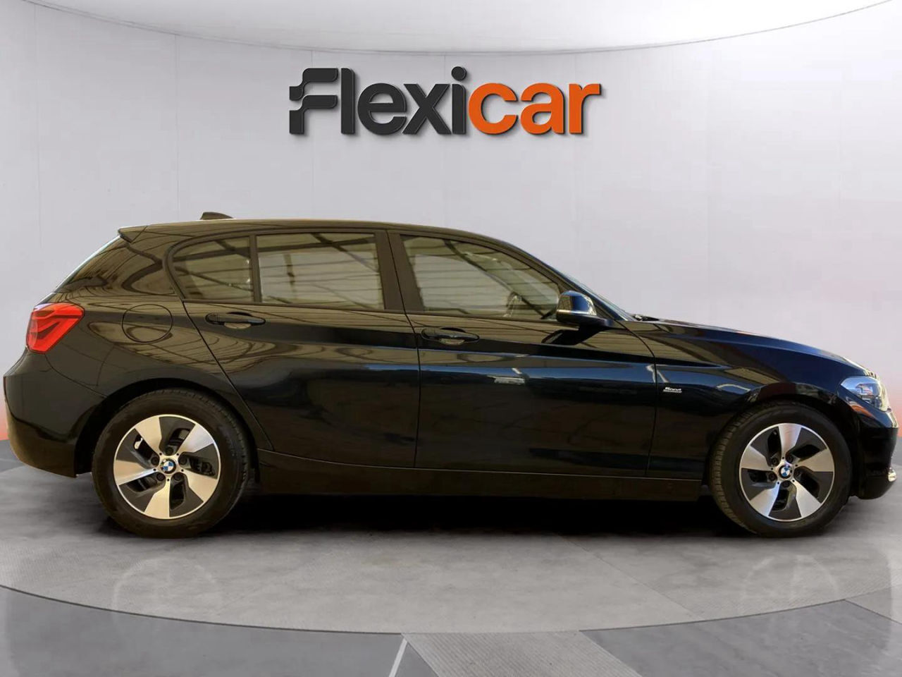 BMW Serie-1 116 d Line Sport com 119 990 km por 16 390 € Flexicar ...