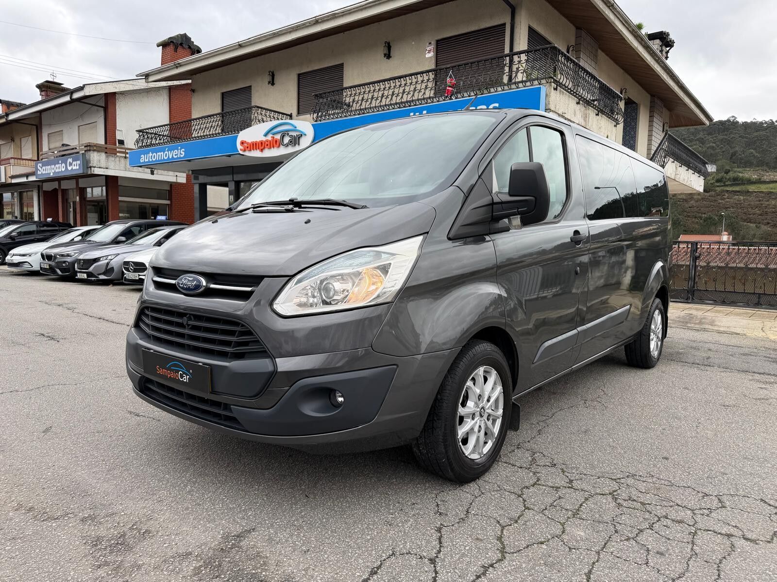 Ford Transit 300L2 2.2 H1-T.B.Trend com 235 328 km por 18 990 ...