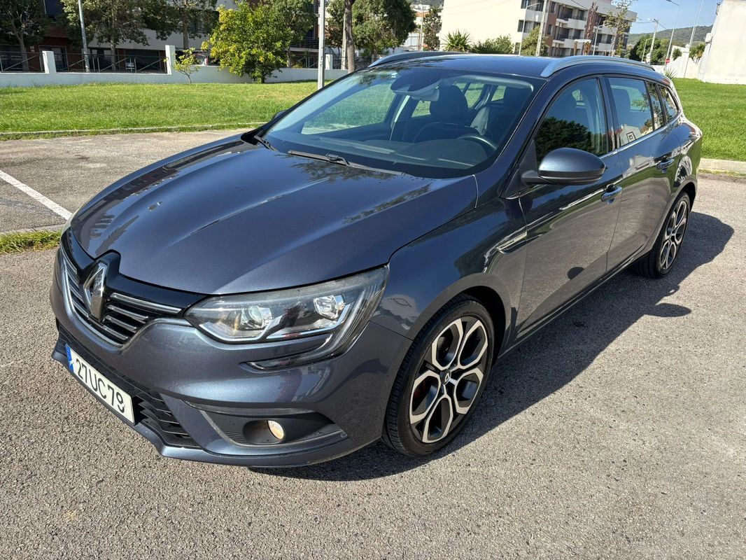 Renault Mégane 1.5 dCi GT Line J18 com 112 098 km por 12 990 € Auto ...