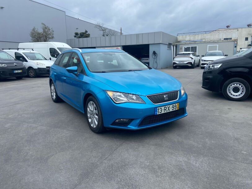 Seat Leon 1.6 TDi Style Ecomotive com 191 714 km por 10 500 € Stand Principal | Aveiro