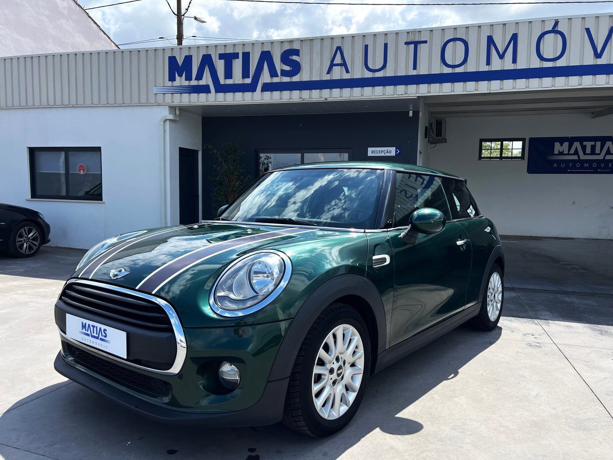 Mini Mini One D com 163 700 km por 12 500 € Matias Automóveis | Santarém
